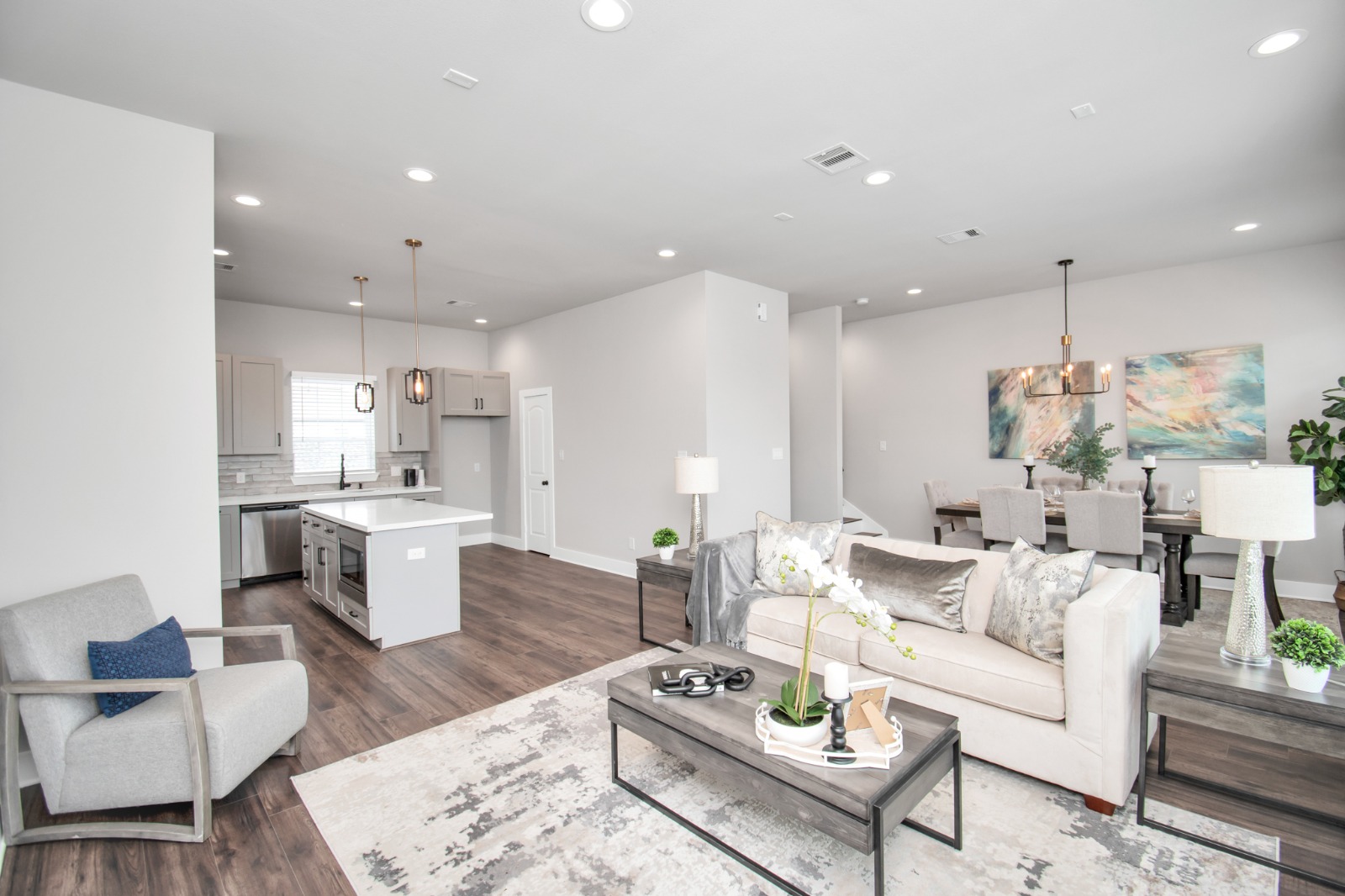 Work With Us – Lucky Living Real estate In Houston | Houston Real ...